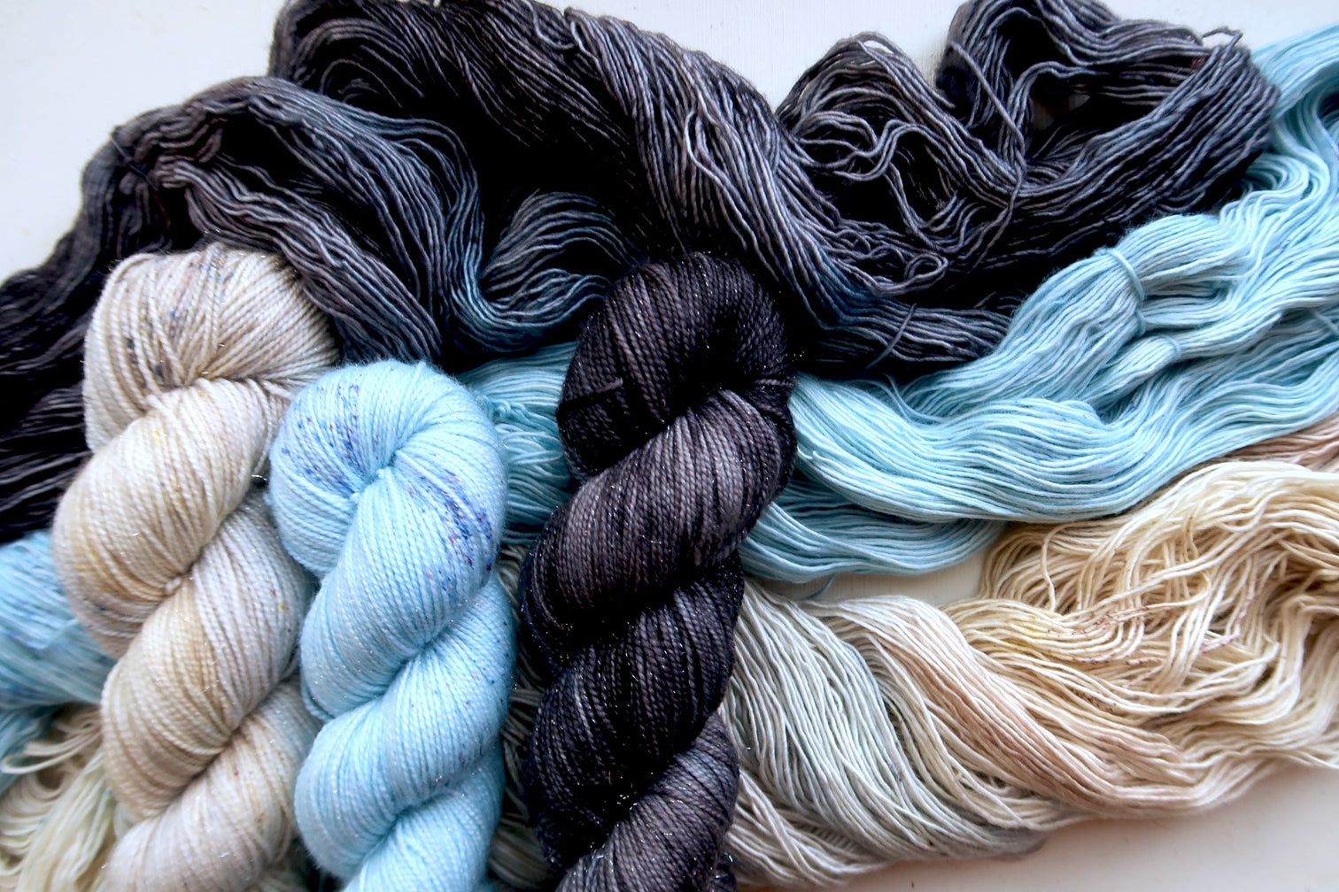Yeah Yeah Yarn – YEAH YEAH YARN